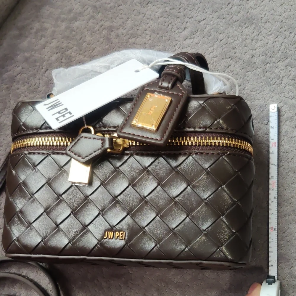 JW PEI | Bags | Jw Pei Cleo Woven Texture Box Shape Top Handle Bag Dark ...